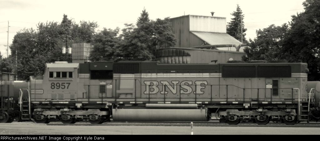 BNSF 8957 trails on a BNSF Coal train